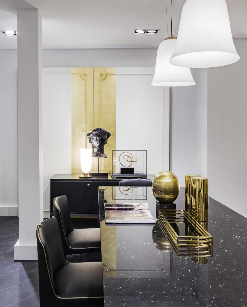 Versace Home sbarca a Parigi: al via il nuovo store di Luxury Living