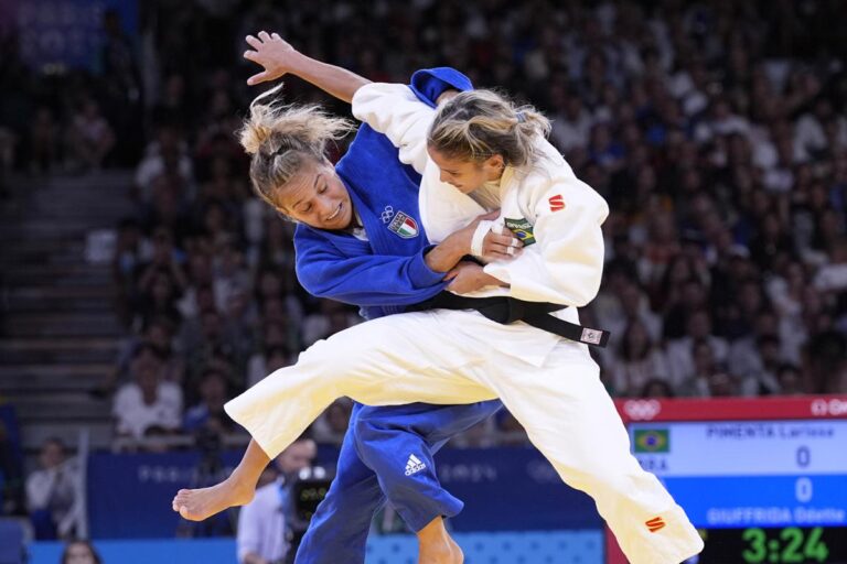 Parigi 2024, furia Italia contro gli arbitri: scoppia la bufera, dal ...