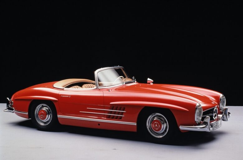 Mercedes-Benz Italia celebra le Cabriolet ad Auto e Moto d’Epoca 2024