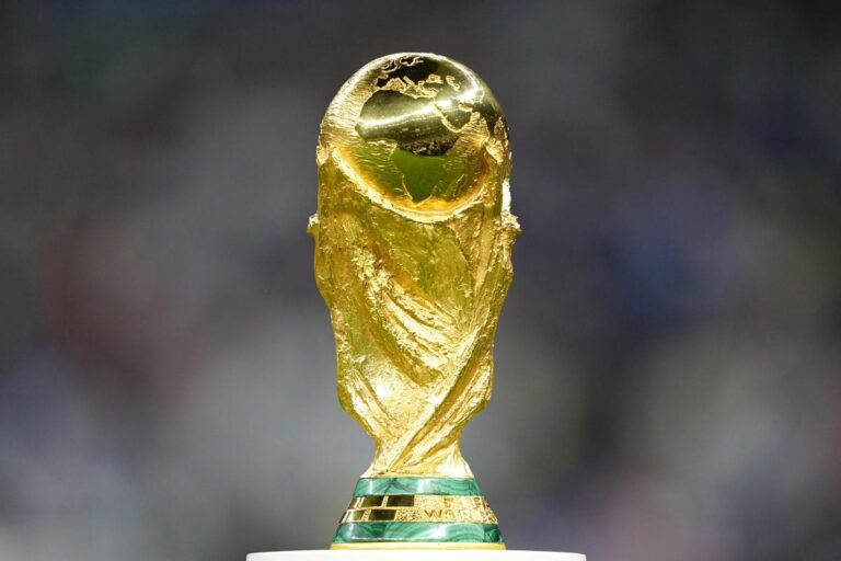 Mondiali 2026, come il business da 80 miliardi muove la coppa