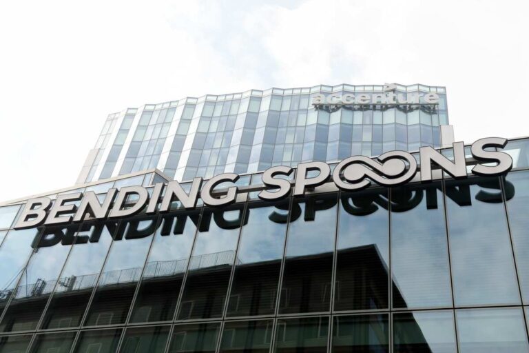Bending Spoons pronta a quotarsi in Borsa. I piani dell'ad Ferrari tra ...
