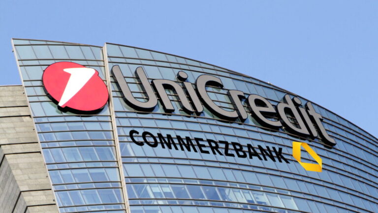 UniCredit supera quota 50% nella partita Commerzbank