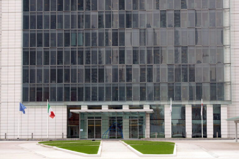 MAIRE rinnova le Tre Torri e conferma il quartier generale nel business ...