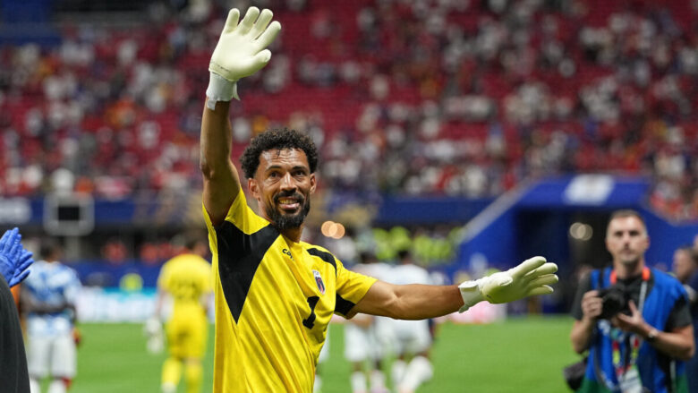Chi è Vozinha, il portiere-dentista di Capo Verde