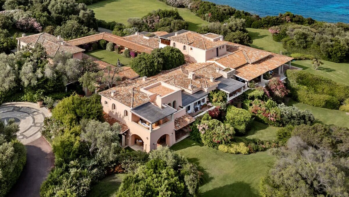 Berlusconi Villa Certosa Come Non L avete Mai Vista Ecco Le Foto